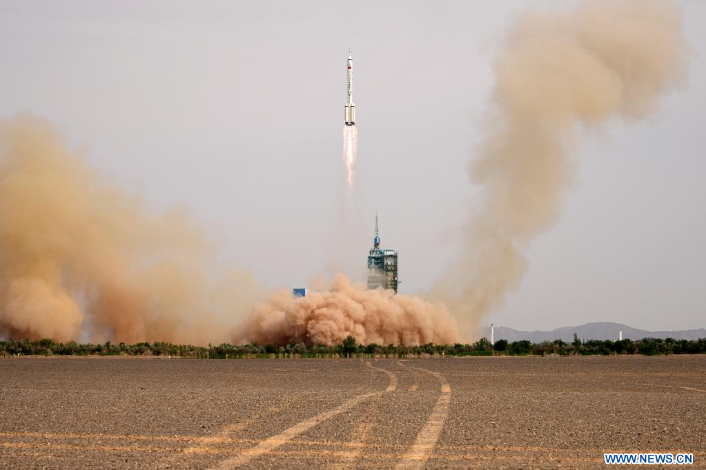 La Chine lance le vaisseau spatial habité Shenzhou-16 pour cinq mois de tâches intensives dans ...