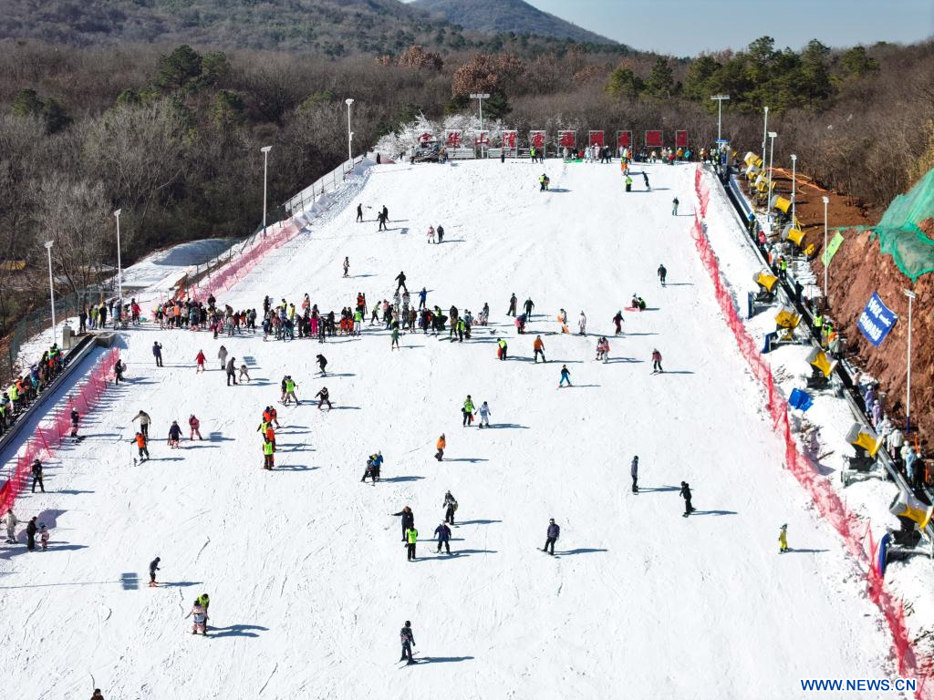 Chine : station de ski au Jiangsu - Xinhua - french.news.cn