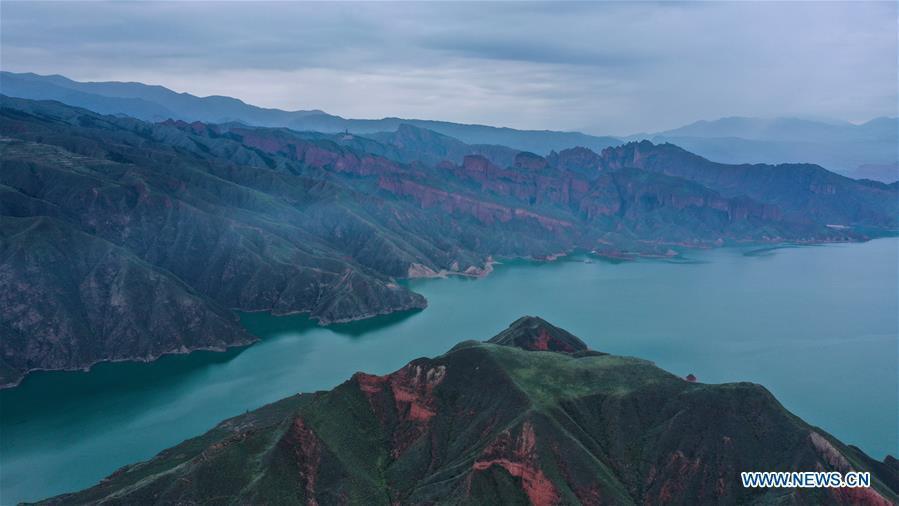 Chine: paysage d'une section du fleuve Jaune au Qinghai_French.news.cn